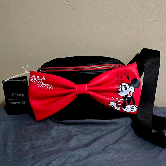 Loungefly | Bags | Disney Loungefly Minnie Mouse Belt Bag Hard Tag New ...